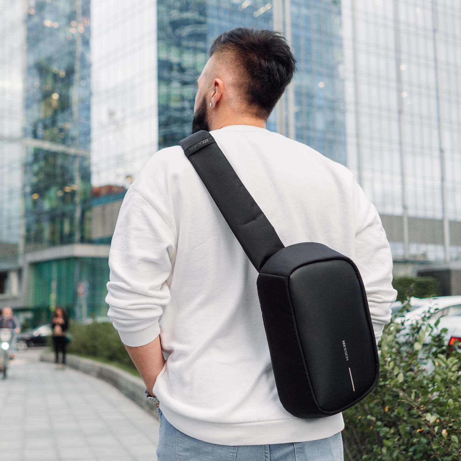 Купить Рюкзак для планшета до 9,7 дюймов XD Design Bobby Sling недорого ...